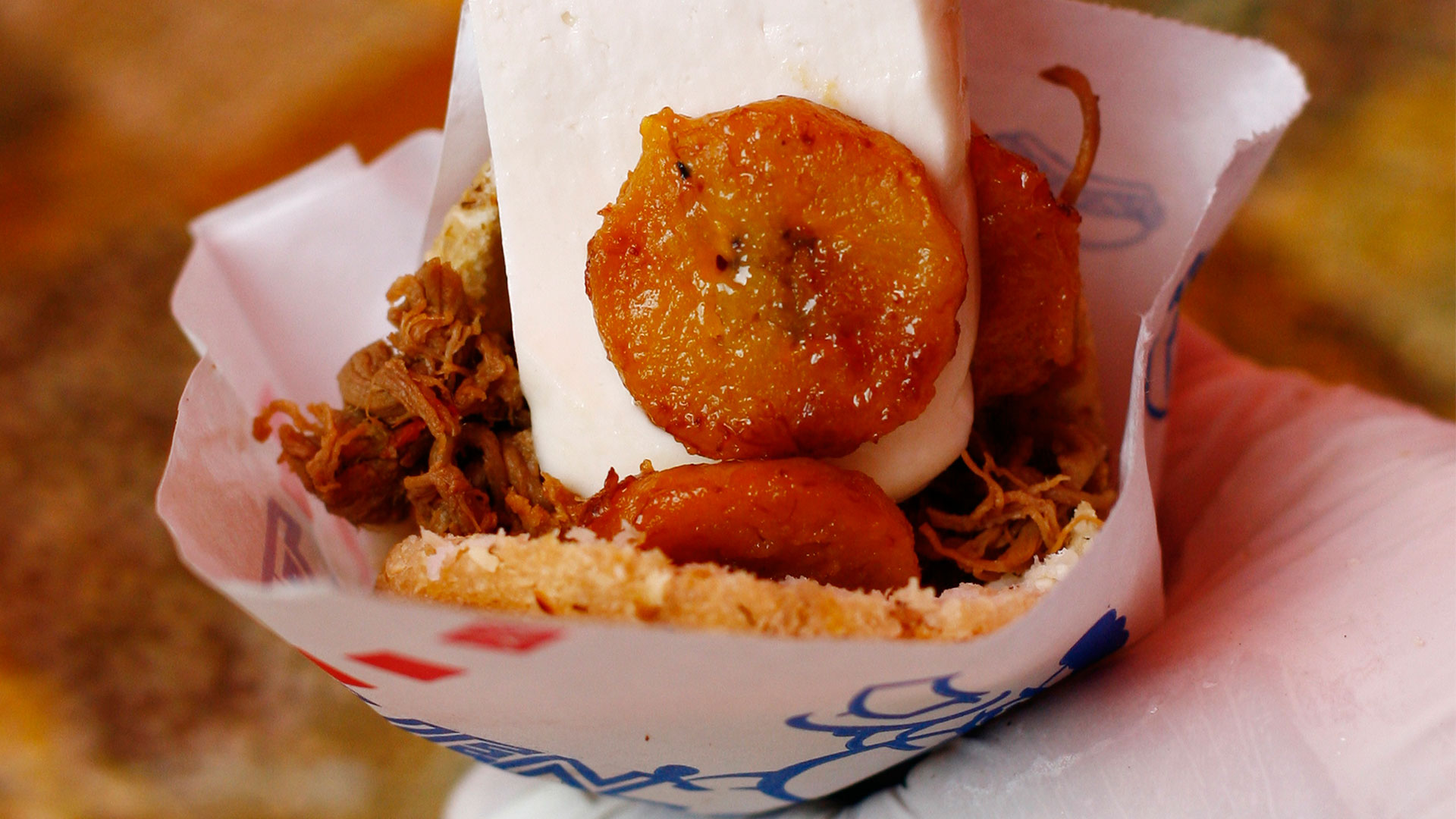 Arepas pelá para celebrar un sabroso día mundial | Bienmesabe