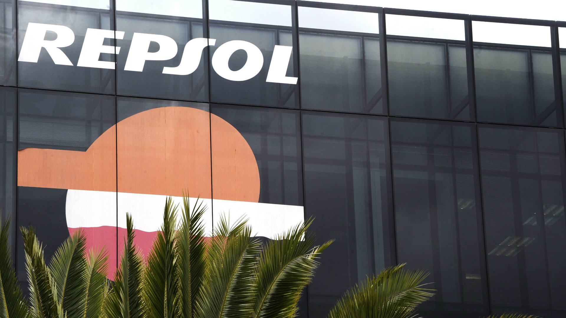 ¿Repsol más verde? la petrolera vende 25% de una de sus divisiones