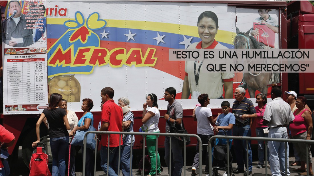 Una cola de Mercal antes de las elecciones parlamentarias | El Estímulo