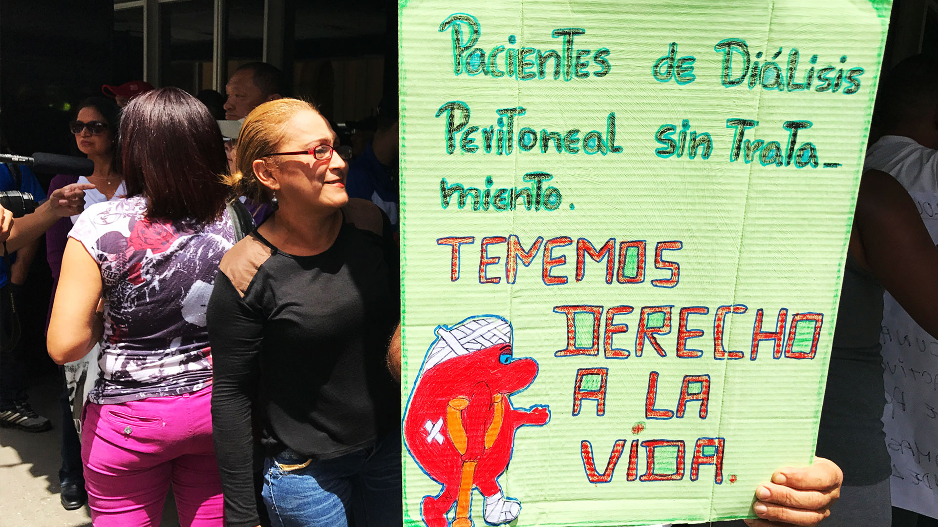 Pacientes del IVSS: la gente se está muriendo y no nos escuchan | El ...