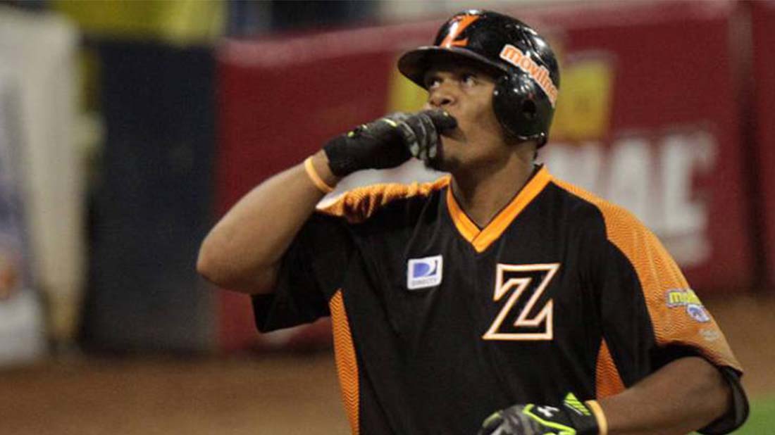 LVBP sanciona por 8 juegos a Reynaldo Rodríguez tras encarar a fanático ...
