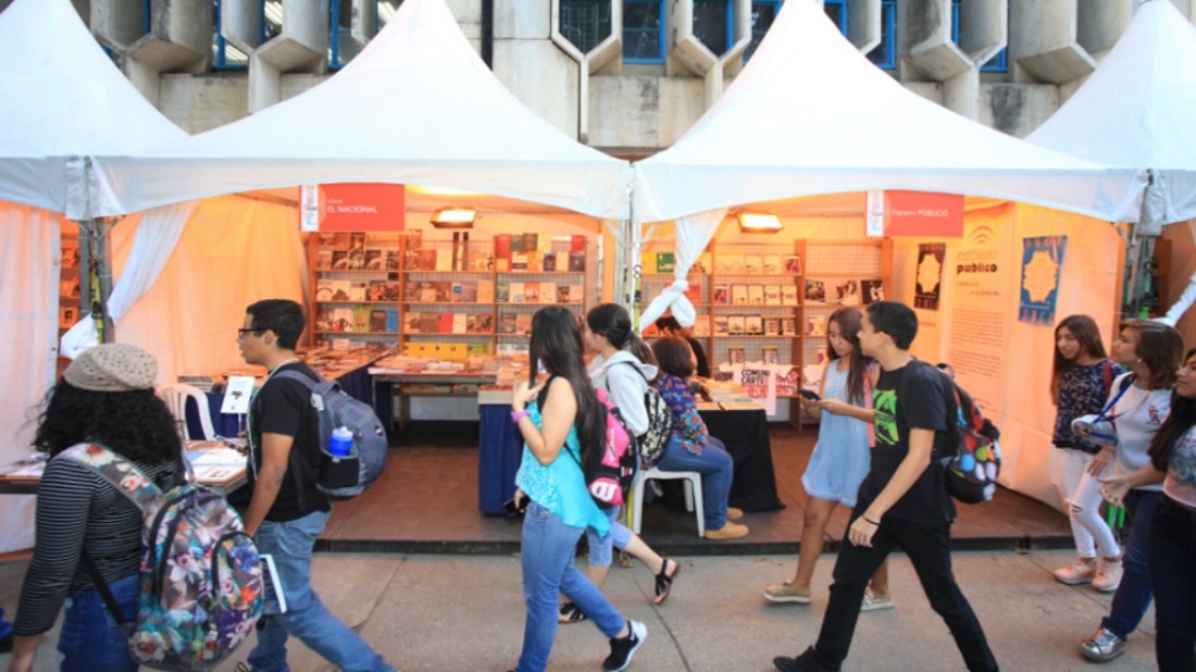 Con el coro “¡Que viva España!” concluyó la III Feria del Libro del ...