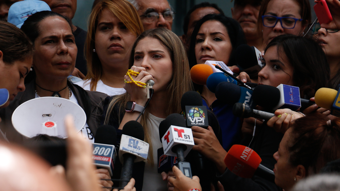 ONG venezolanas aplauden la creación de una comisión de DD.HH. de la ... ONG venezolanas aplauden la creación de una comisión de DD.HH. de la ...