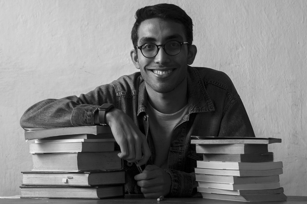 Jesús Piñero: "Quise hacer un libro para mis estudiantes" | El Estímulo