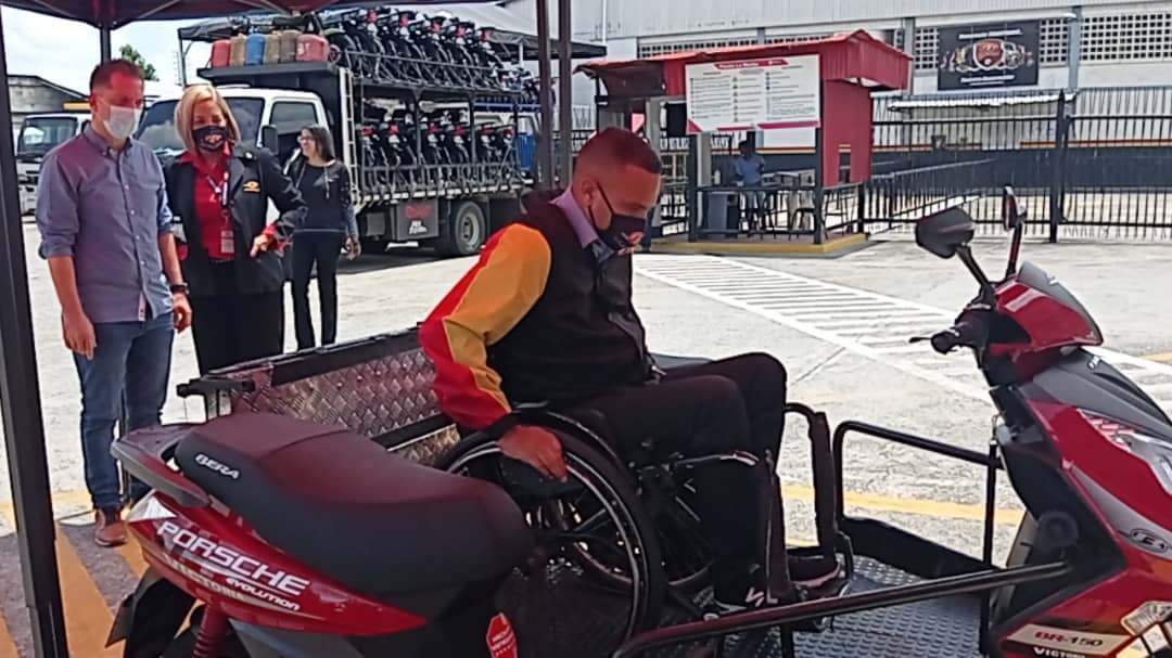 Ensamblan en Venezuela moto para personas con discapacidad | El Estímulo