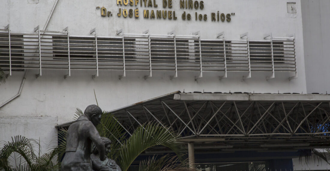 JM de los Ríos: reabren servicio de hematología y activan farmacia de ...