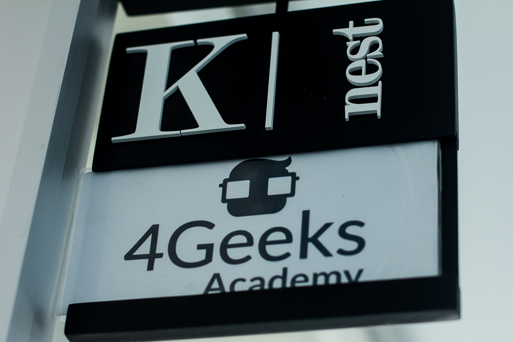 4Geeks Academy: todo lo que debes saber para formarte como desarrollador web