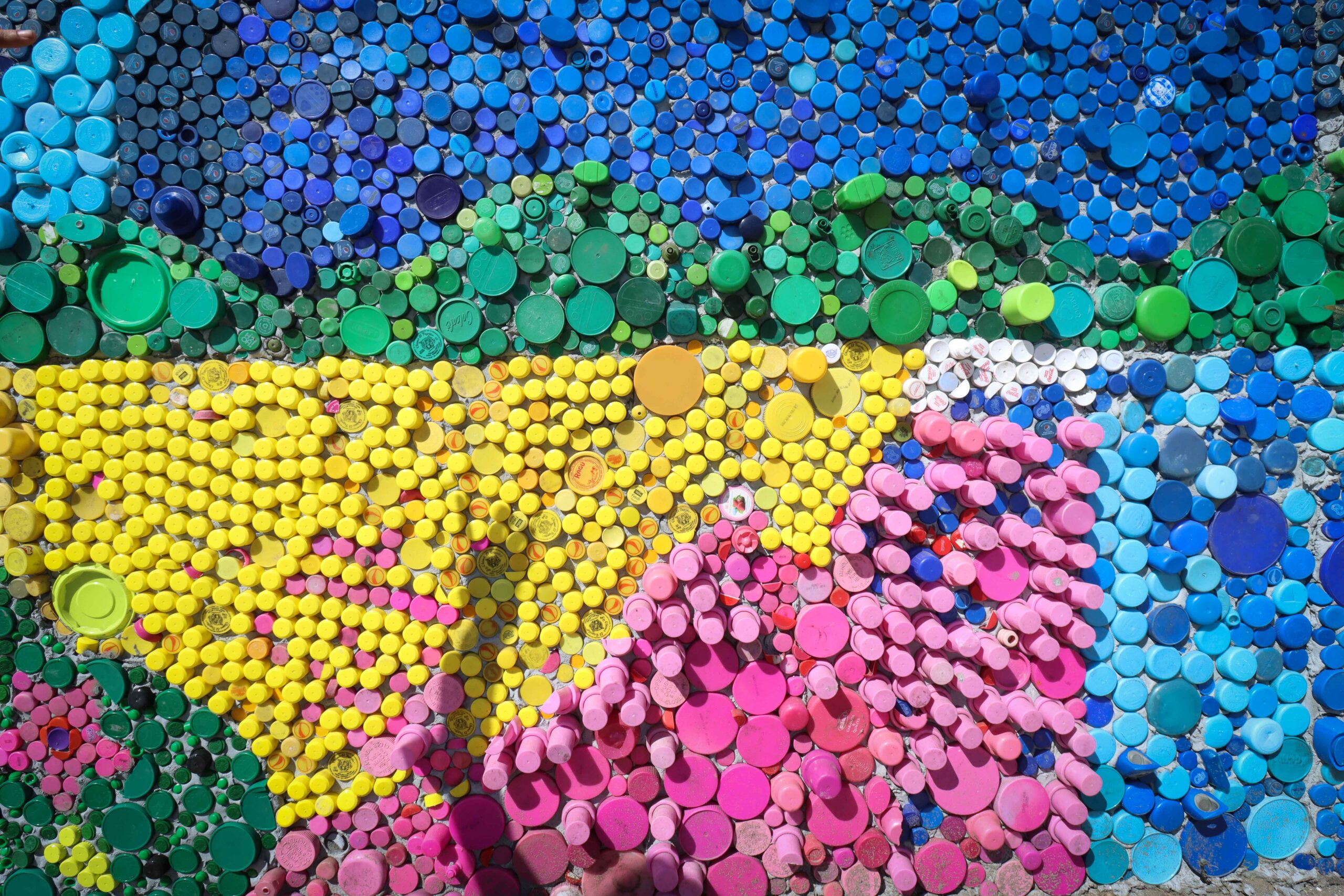 Guatire busca un Guinness: este es el mural de 300 mil tapas para ...