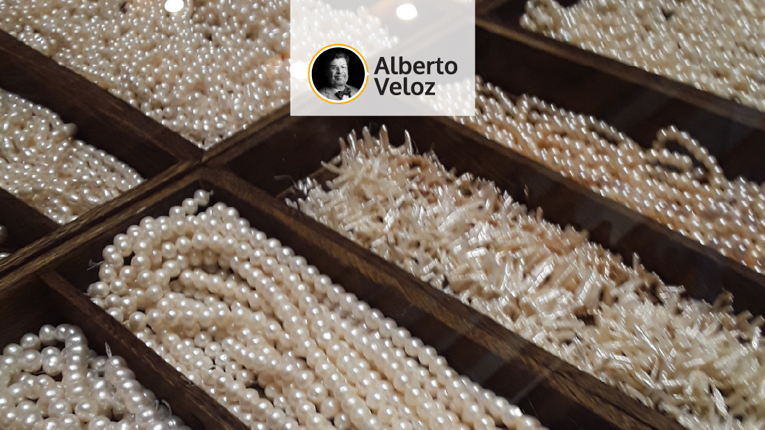 Bajo el oriente de una perla