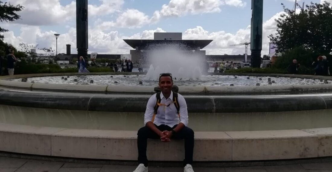 Elmis Sierra es un venezolano que vive en Noruega pero que come arepas ...