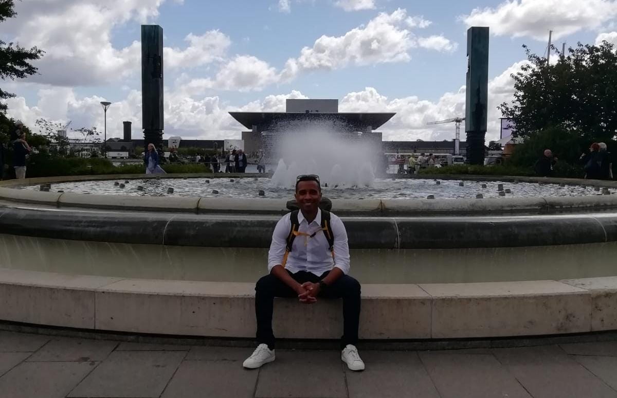 Elmis Sierra es un venezolano que vive en Noruega pero que come arepas ...