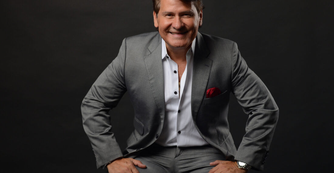 Roberto Antonio hace un homenaje a Leo Dan con su nuevo disco | El Estímulo