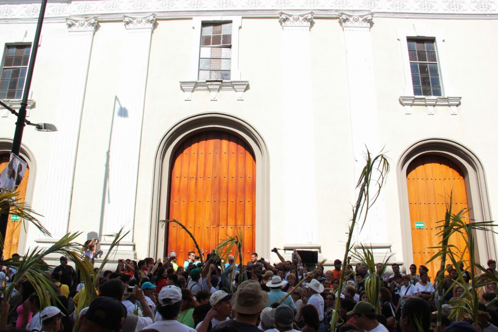 Palmeros de Chacao: así se vive la tradición que nació de una promesa