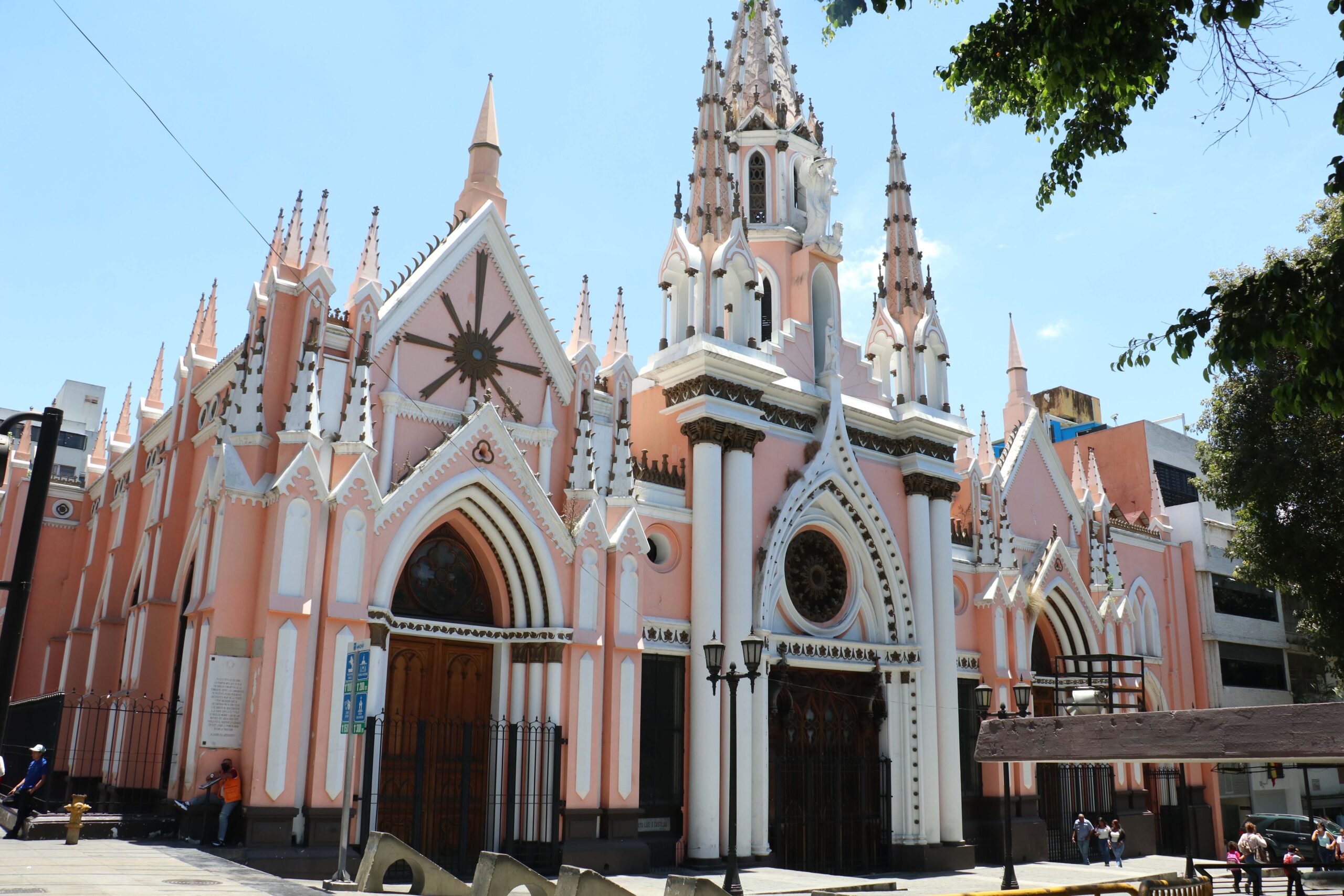 Paso a paso: anímate a hacer la ruta de los 7 templos coloniales