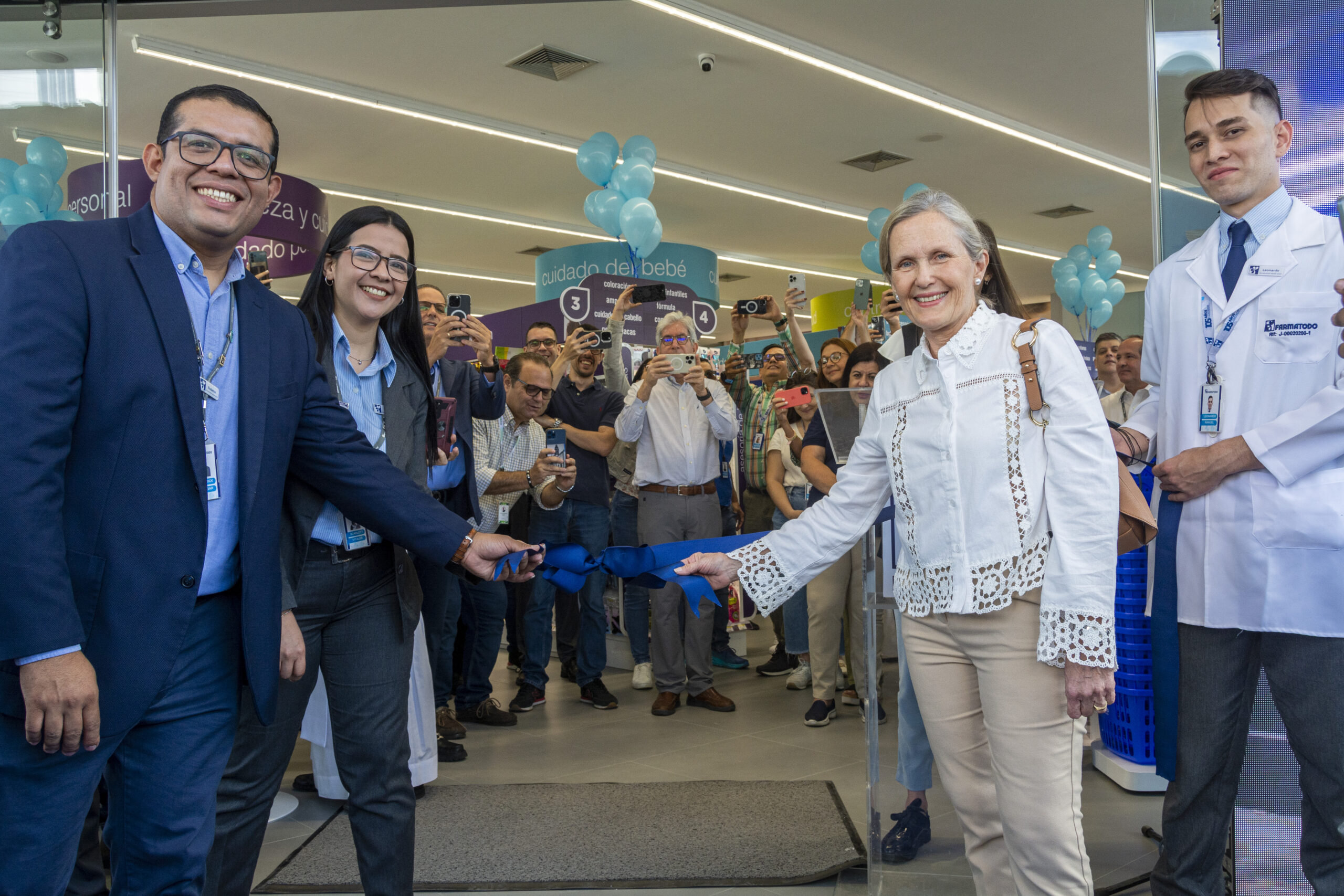 Farmatodo abre tienda 178 y ratifica planes de crecimiento en Venezuela
