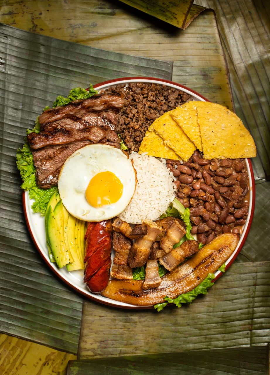 La Paisa: la rumba y la comida de Colombia tienen su sitio en Las ...