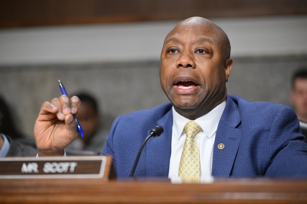 Tim Scott se postula para convertirse en el primer presidente ...