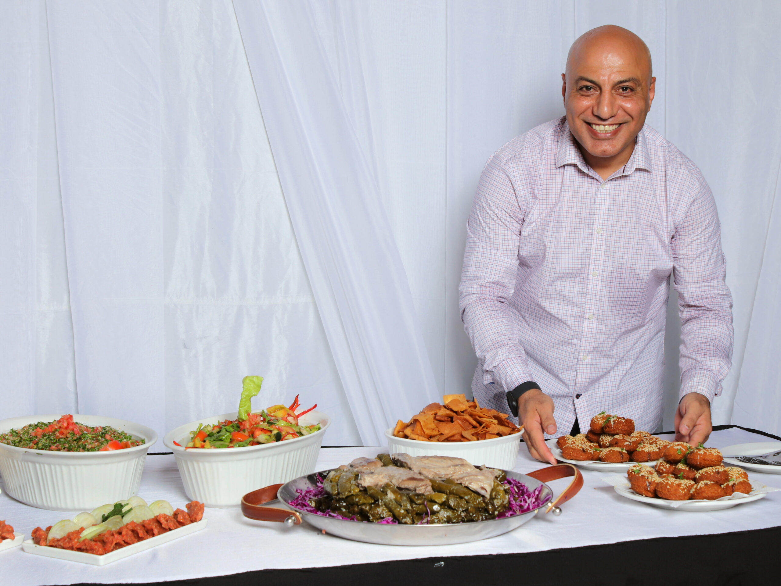 El chef sirio Issam Zaour estrena Donde Jabibi | Bienmesabe