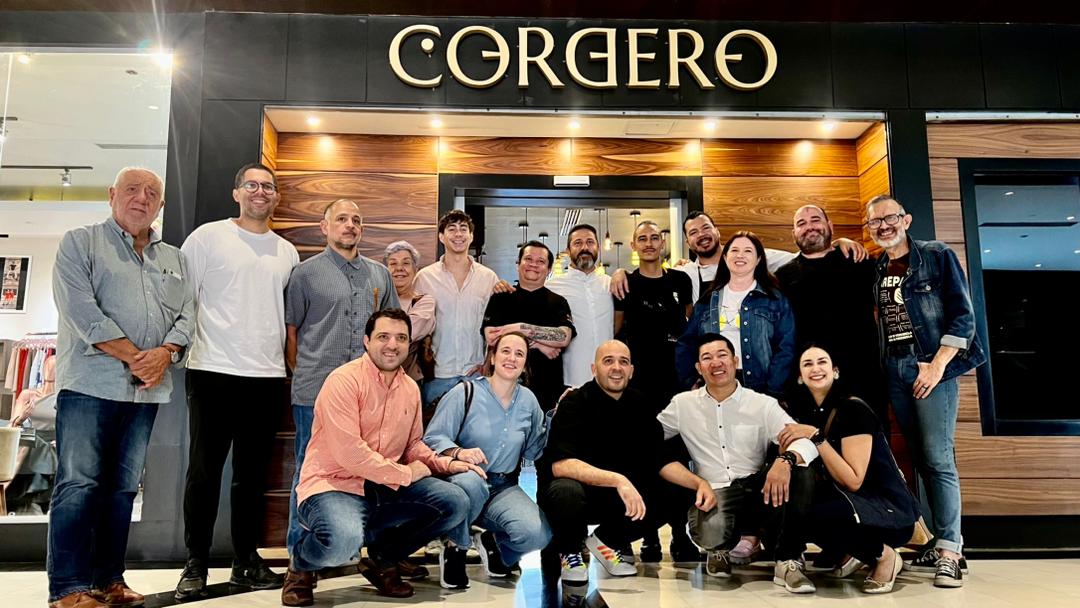 Jaime Torregrosa llega para cocinar con su "humo negro" | Bienmesabe