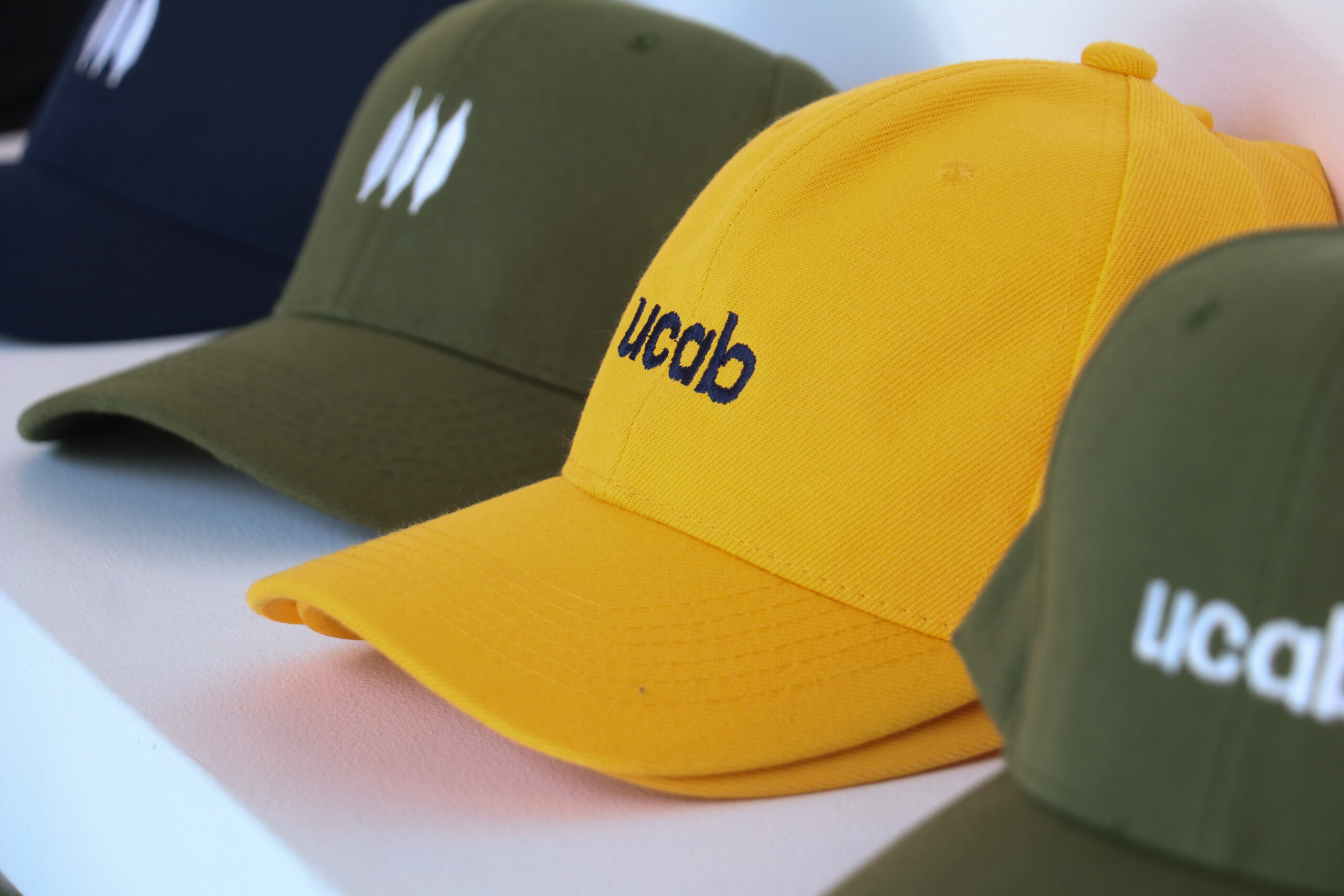 UCAB Shop: compras calidad y apoyas las becas estudiantiles