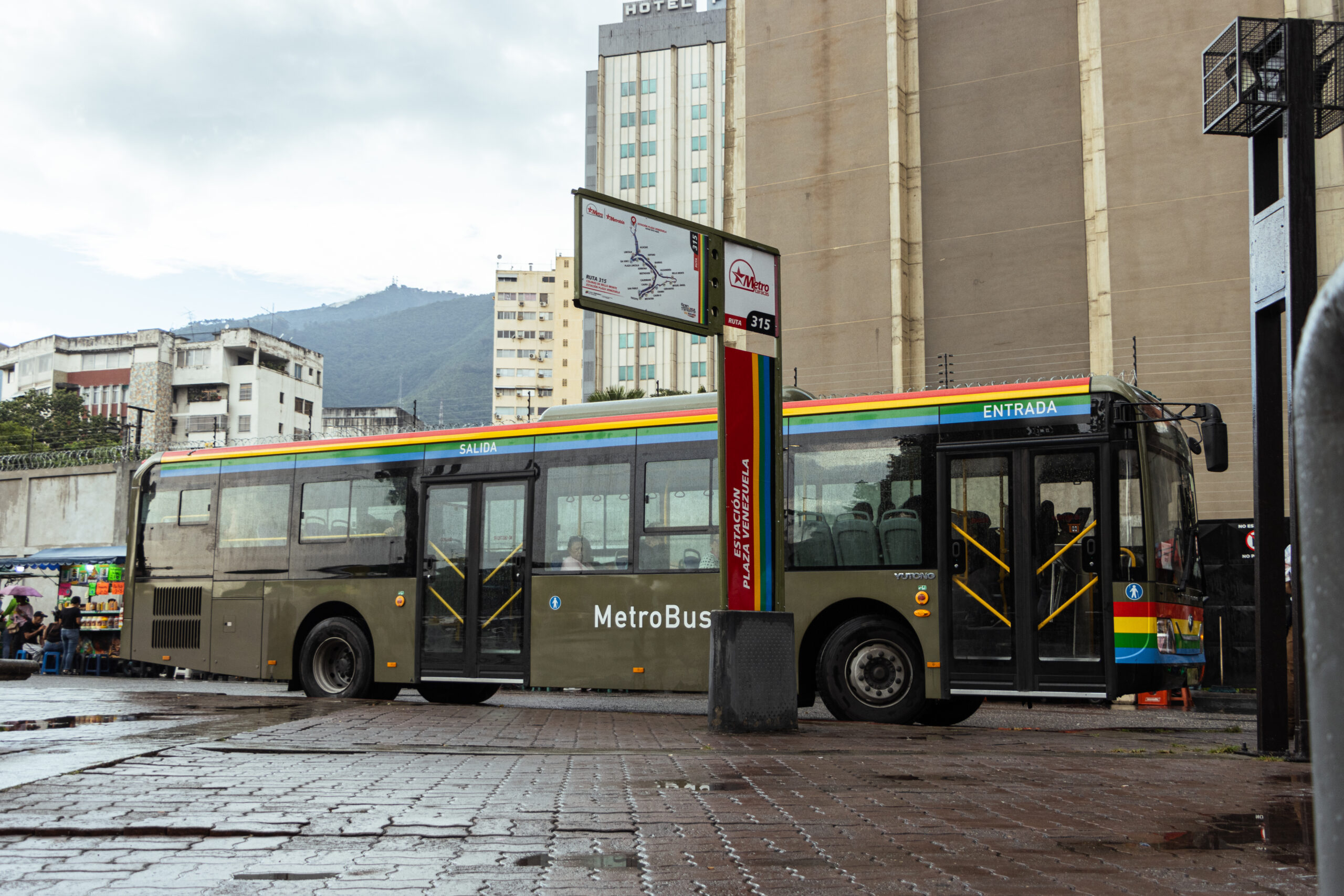 METRO DE CARACAS ACTIVA CÓDIGO QR DE METROBÚS – Canal i