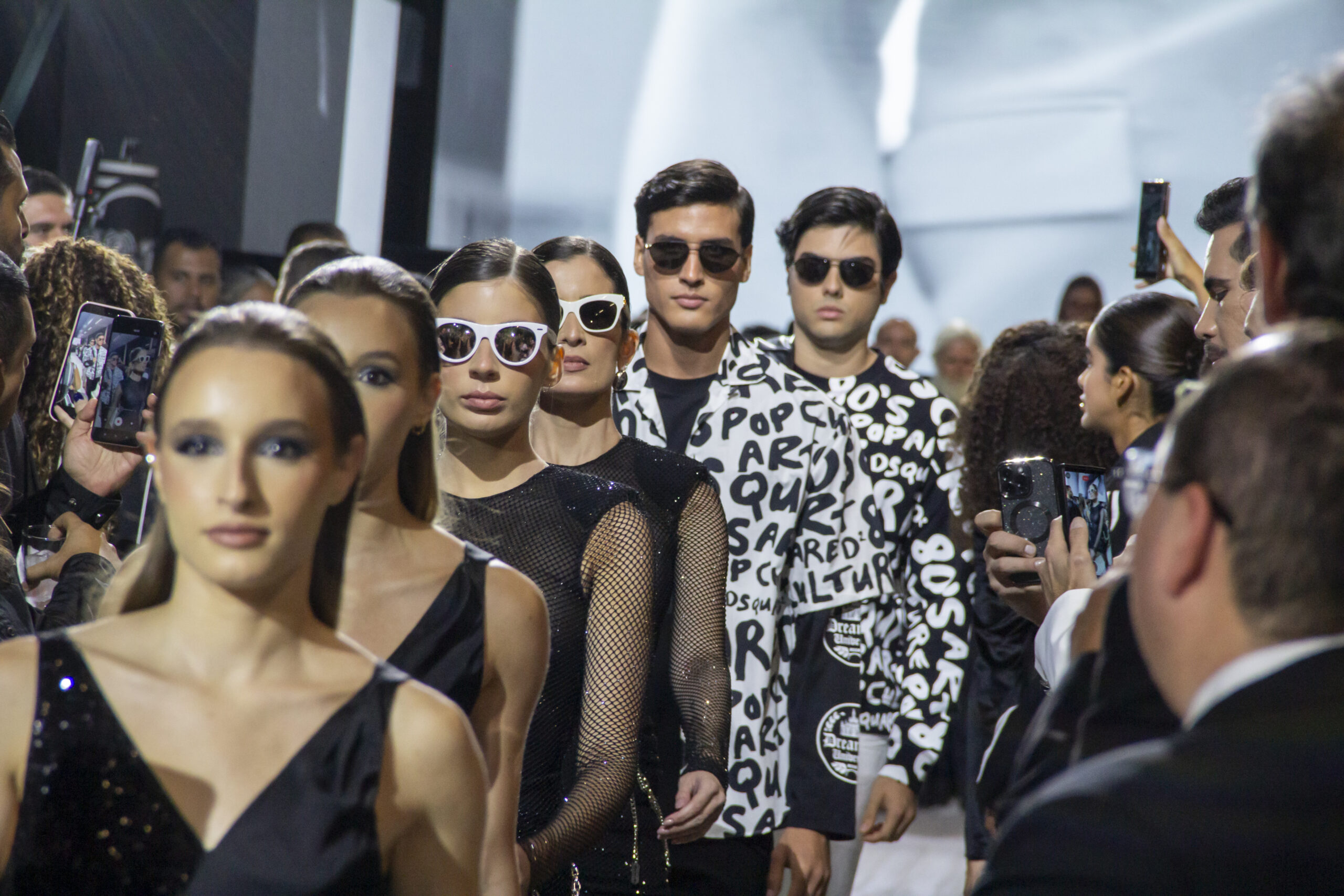 Galería Avanti celebra dos años como referente de la moda en Venezuela ...