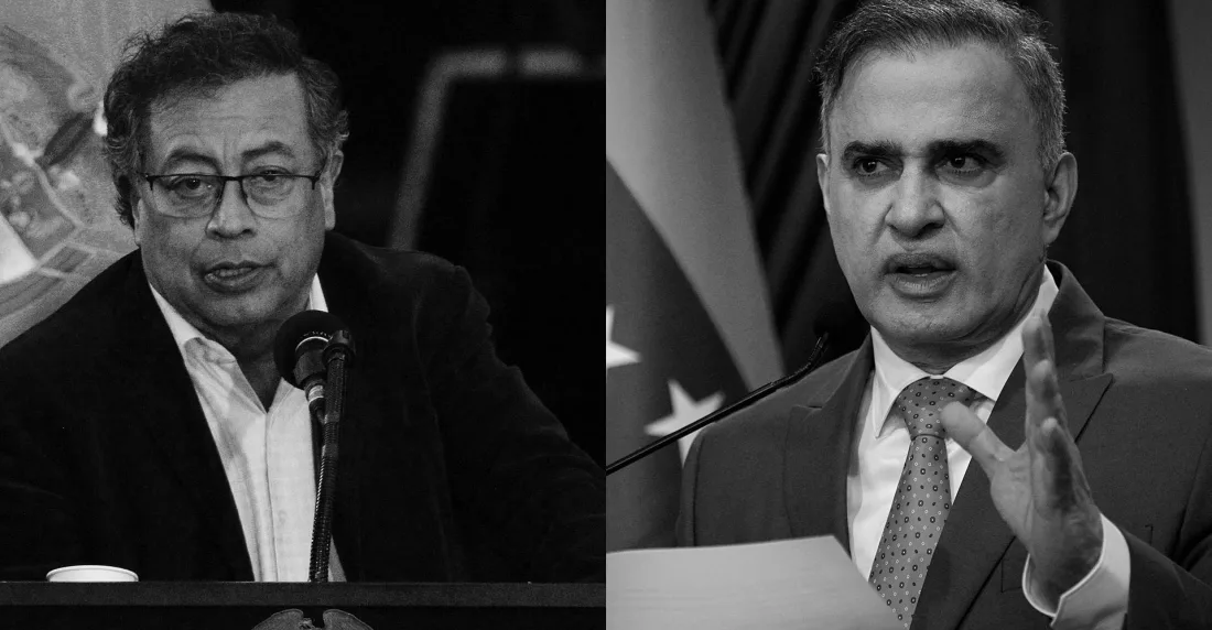 Tarek William Saab y Petro se lanzan un contrapunteo en redes sociales