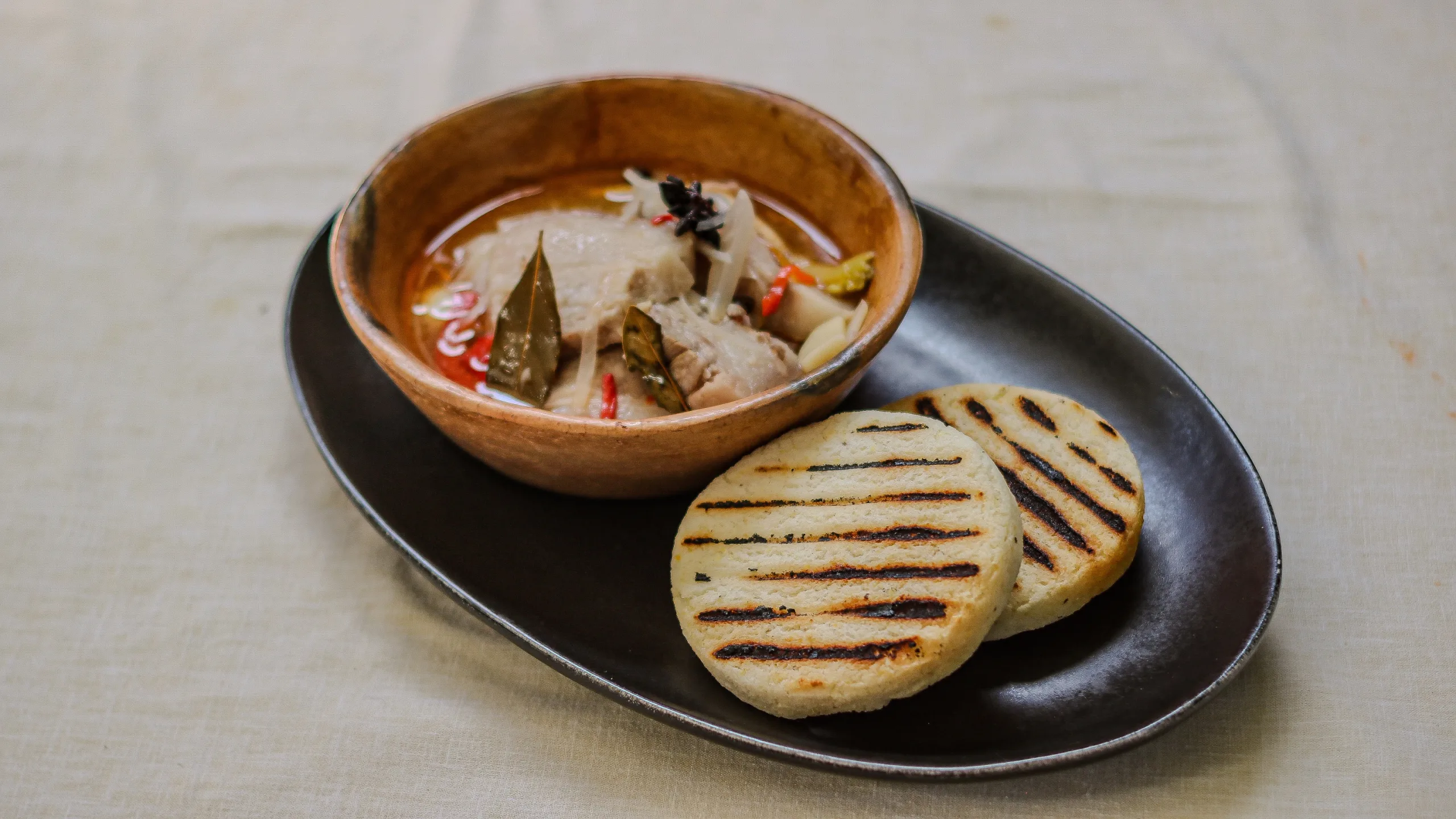 Celse, la infinita seducción del cerdo | Bienmesabe