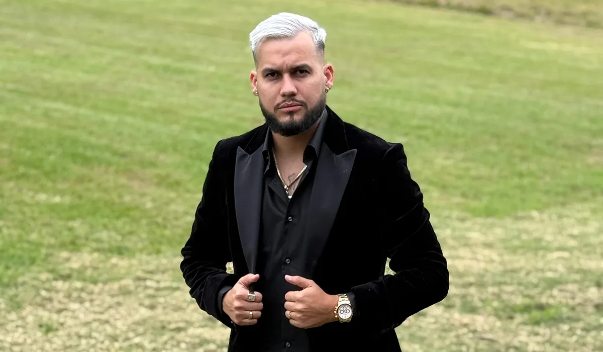 Robert Nava comienza gira por EEUU en el Mes de la Herencia Hispana | UB