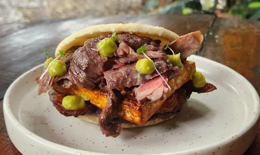 Una arepa por la vida: 30 cocineros de 13 ciudades se suman a un ...