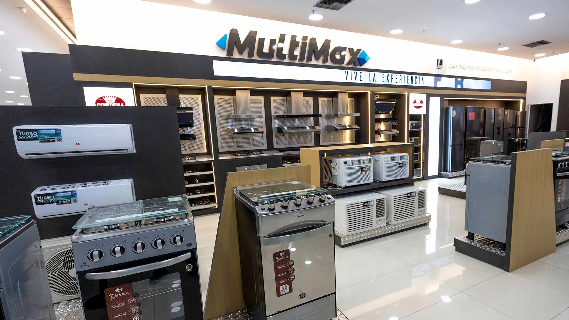 MultiMax y Condesa inauguran la nueva Zona Condesa Experience en Valencia | El Estímulo