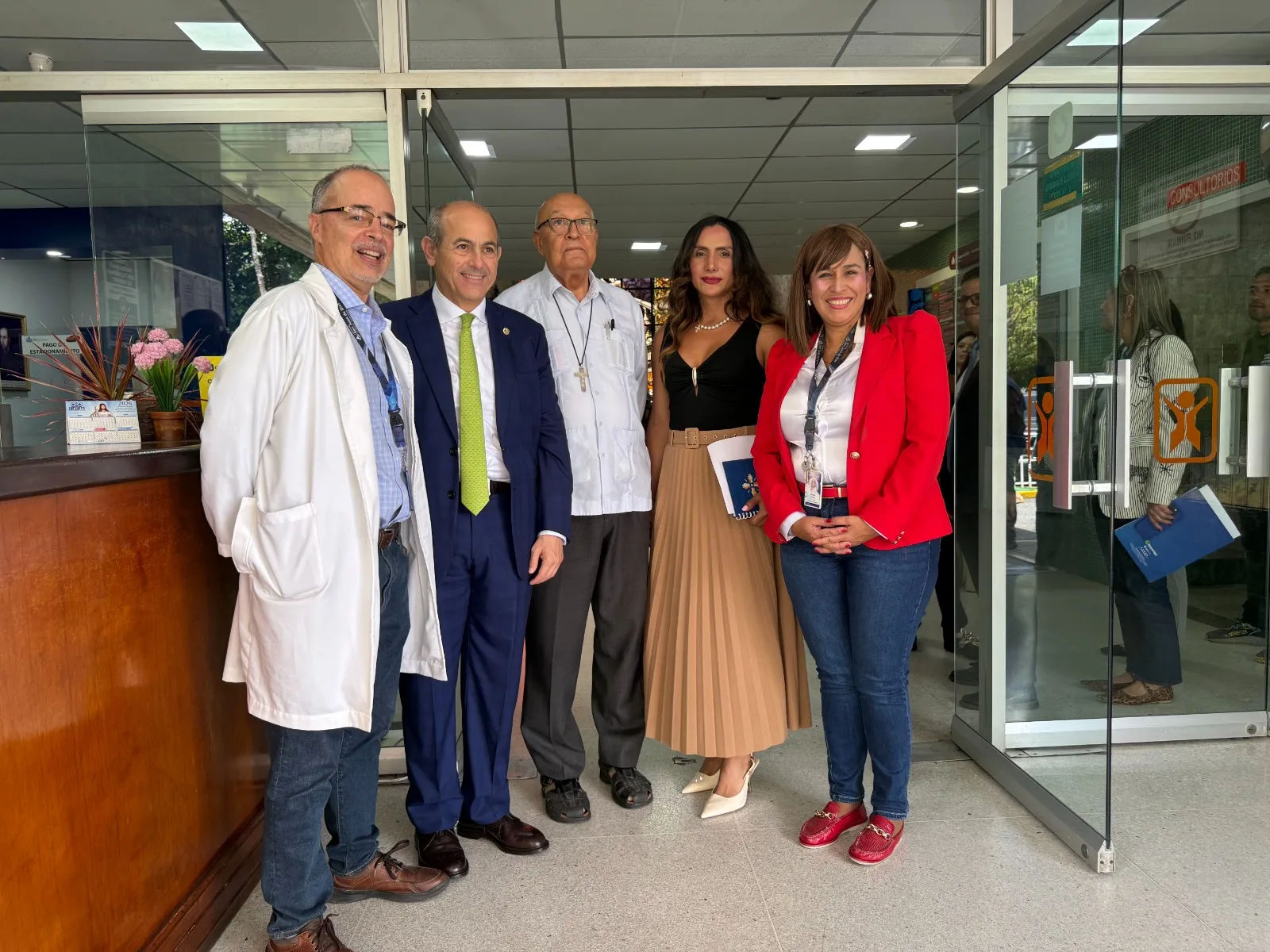 Bancamiga fortalece la atención médica en el Hospital San Juan de Dios ...